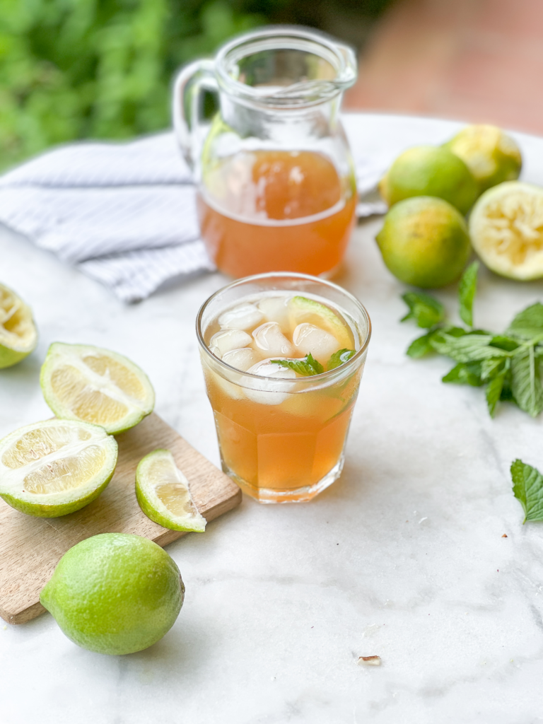 Homemade Lemon Iced Tea - Giuliardii: Easy & Delicious Recipes